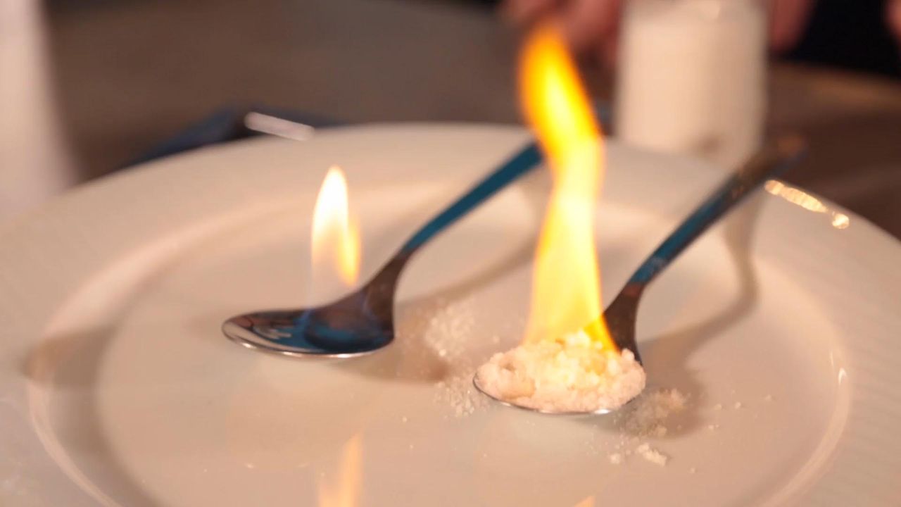 Barevný plamen | Stream