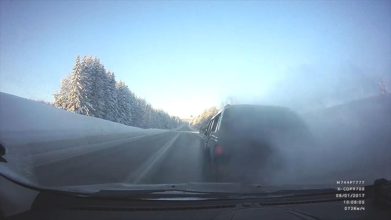 Když je zima jak v Rusku, zmizí řidič i celé auto | Stream